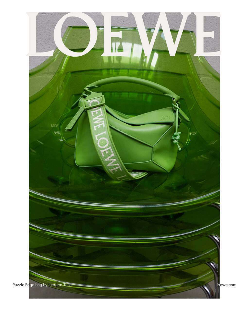 LOEWEが2023SS Pre Collectionのキャンペーンを公開