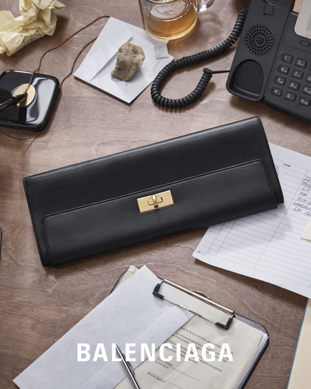 二コール・キッドマンやイザベル・ユペールが登場したBALENCIAGAのGARDE-ROBE SPRING 23 CAMPAIGN