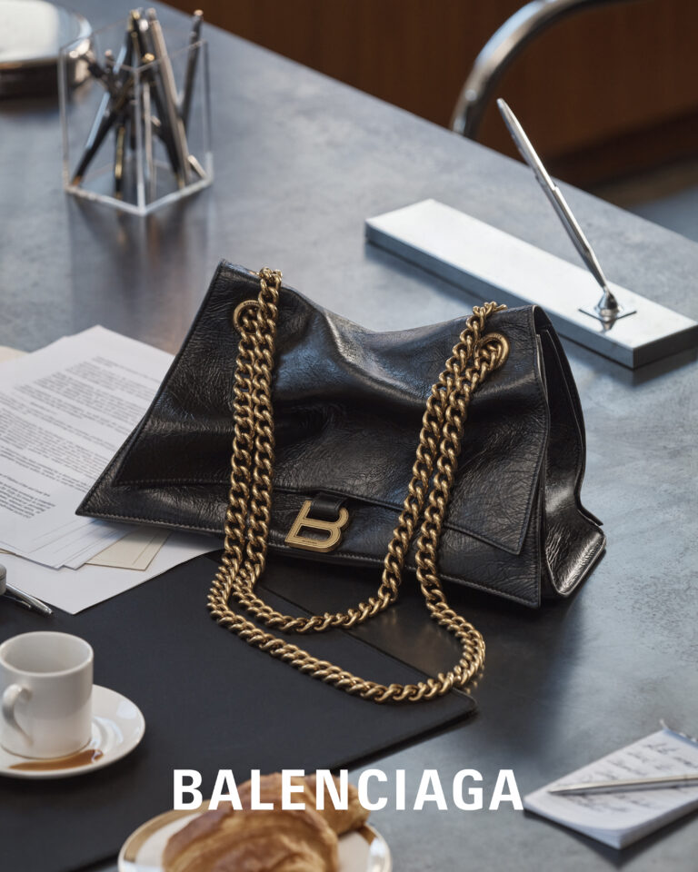 二コール・キッドマンやイザベル・ユペールが登場したBALENCIAGAのGARDE-ROBE SPRING 23 CAMPAIGN