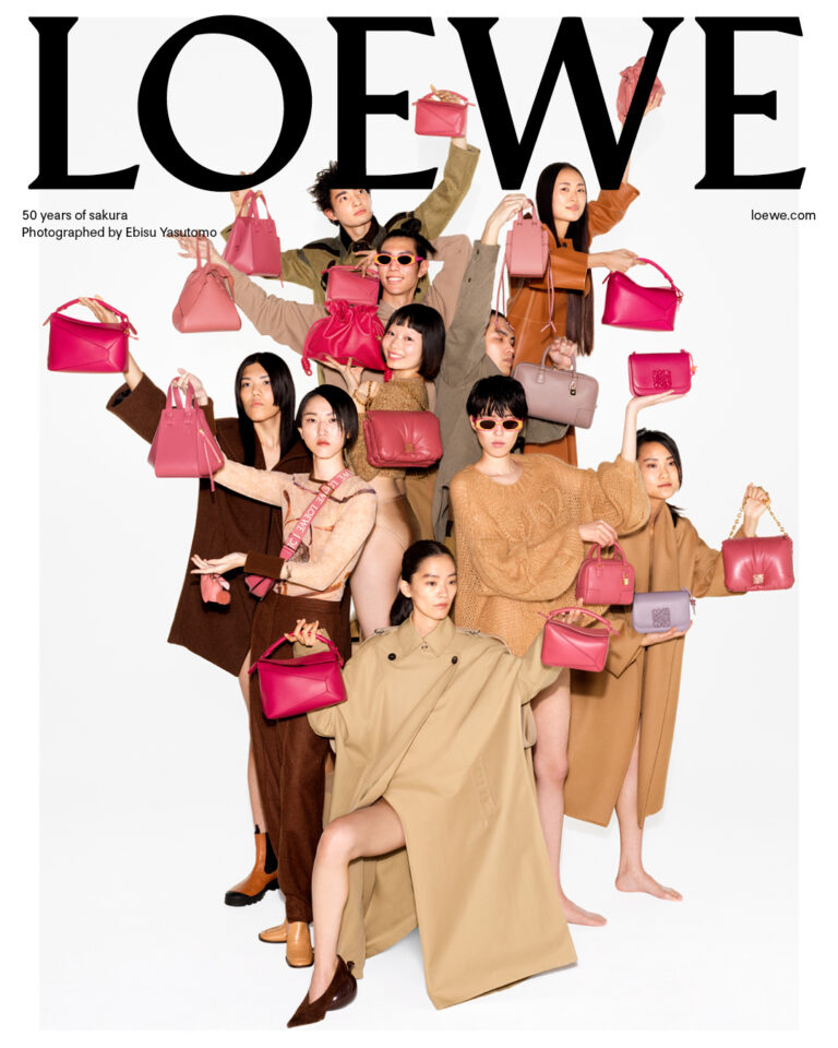 LOEWEの日本展開50周年を記念した限定バッグコレクション『TOKYO 1973』