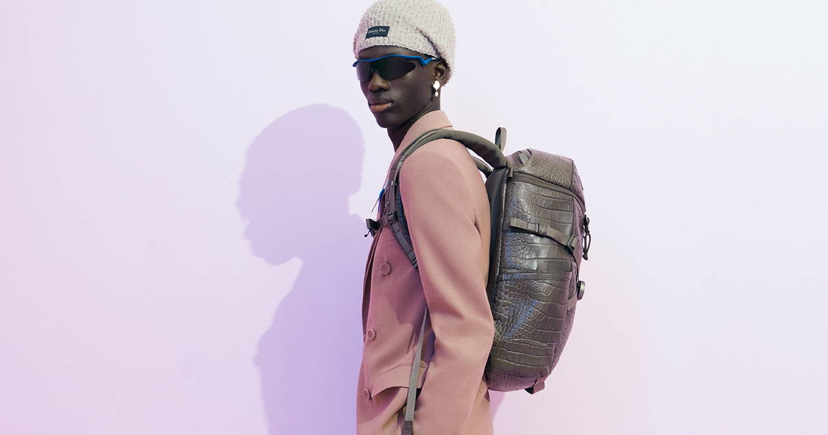 DIORとMYSTERY RANCHのコラボレーションバッグ