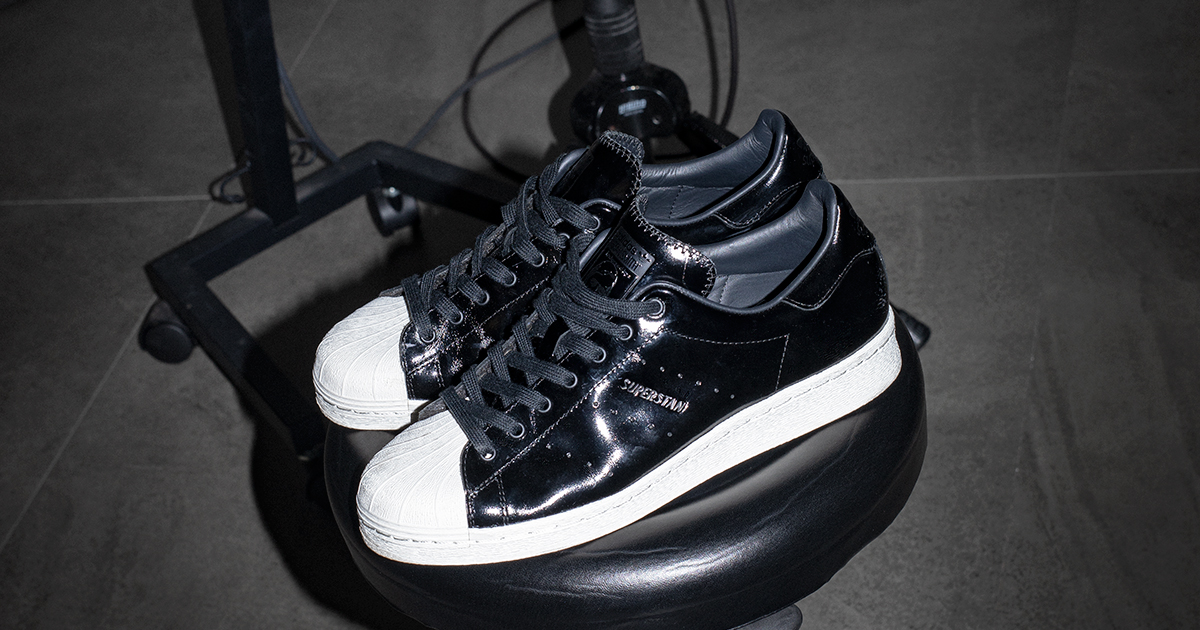 V.A.とadidas Originalsによる『SUPERSTAN』が4月11日にリリース